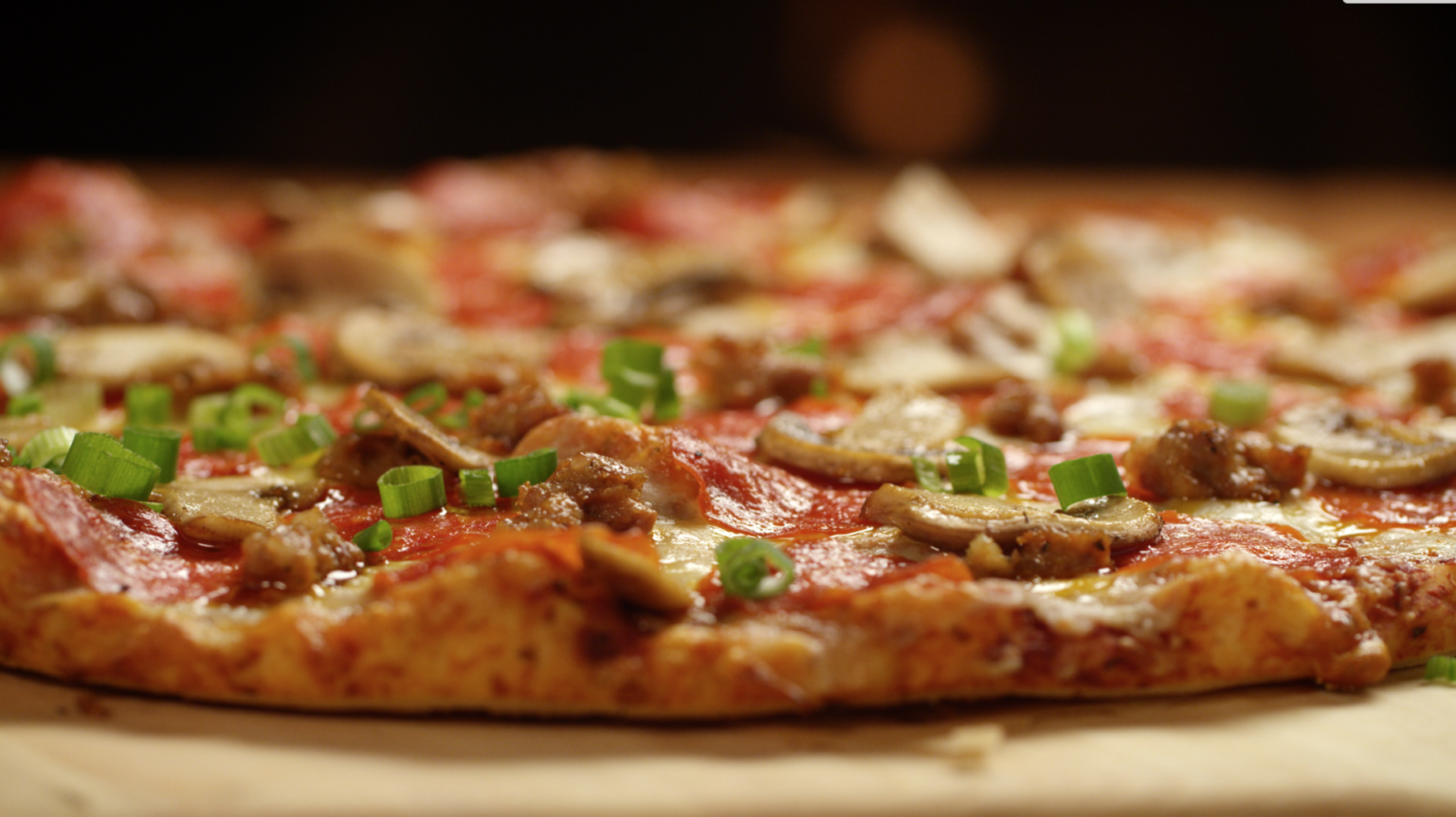 Pismo Beach | Me-n-Eds Pizzeria & Craft House – Pismo – Nipomo – Santa ...